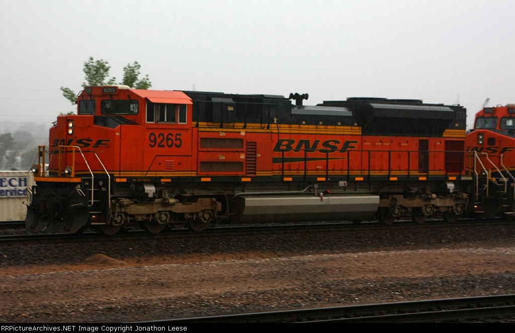 BNSF 9265